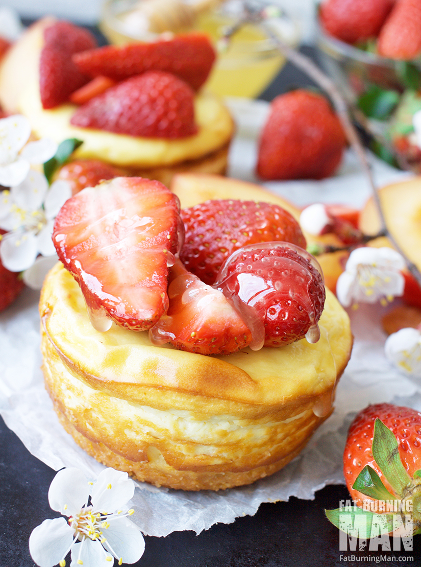 Wild Strawberry Mini Cheesecakes | Fat-Burning Man